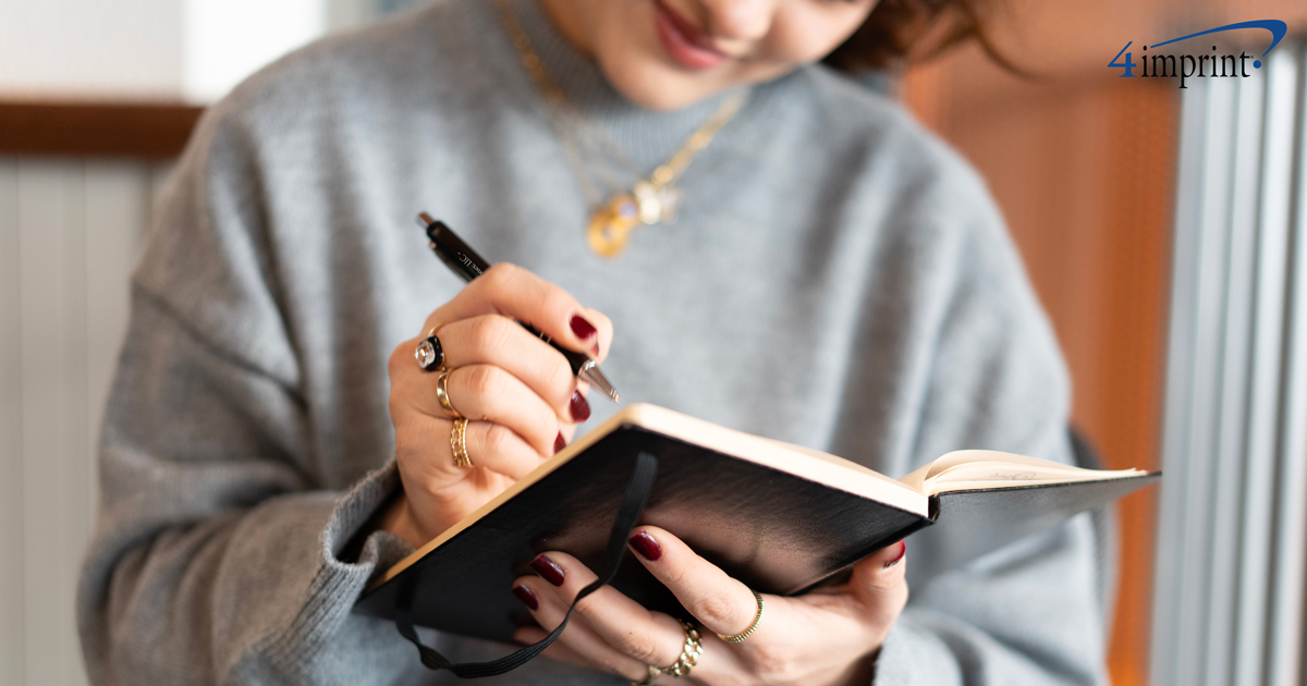 How to Make a Customized Pen | 4imprint Articles