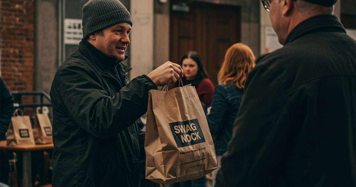 What is Usually in a Swag Bag? | 4imprint Articles
