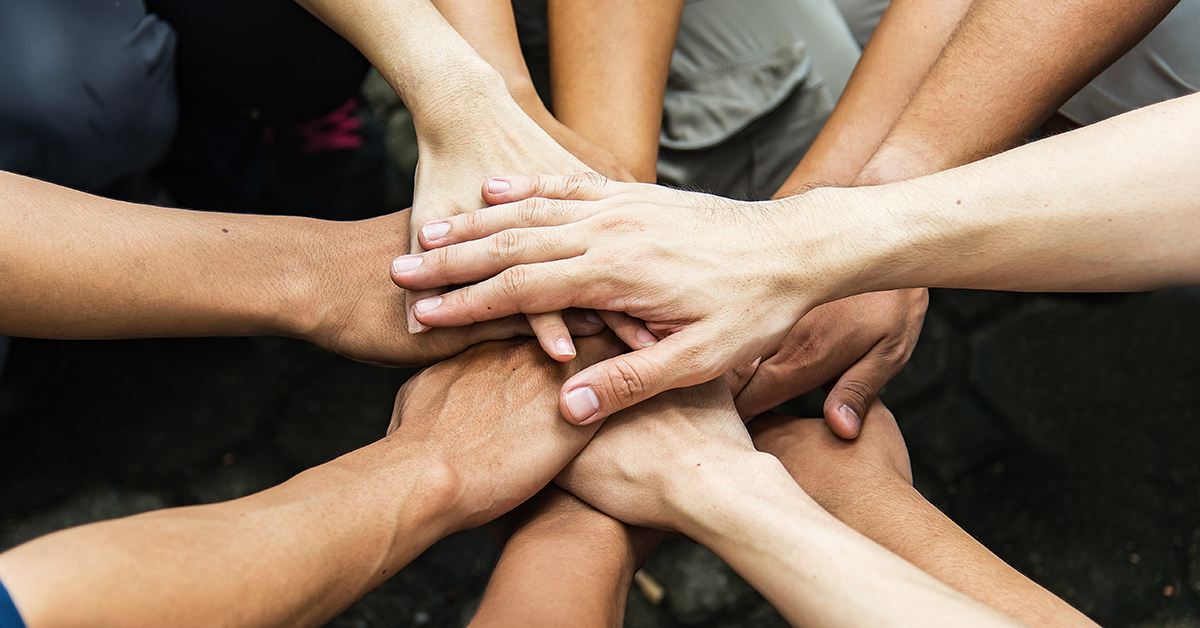 Give a cheer (and some swag) for team spirit at work - 4imprint